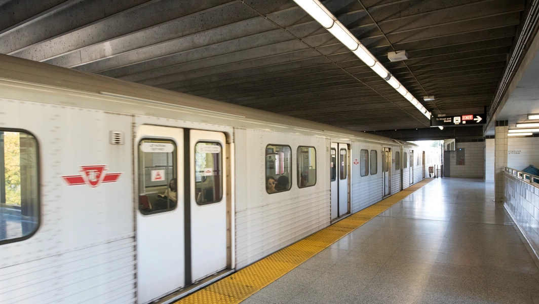 Toronto to pilot subway barriers and AI safety system