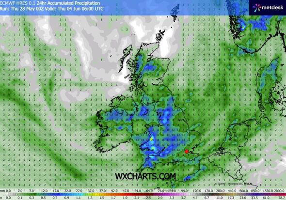 UK weather maps show exact date 358-mile rain bomb will hit Britain ...