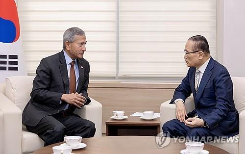 National security adviser discusses security situation on Korean ...