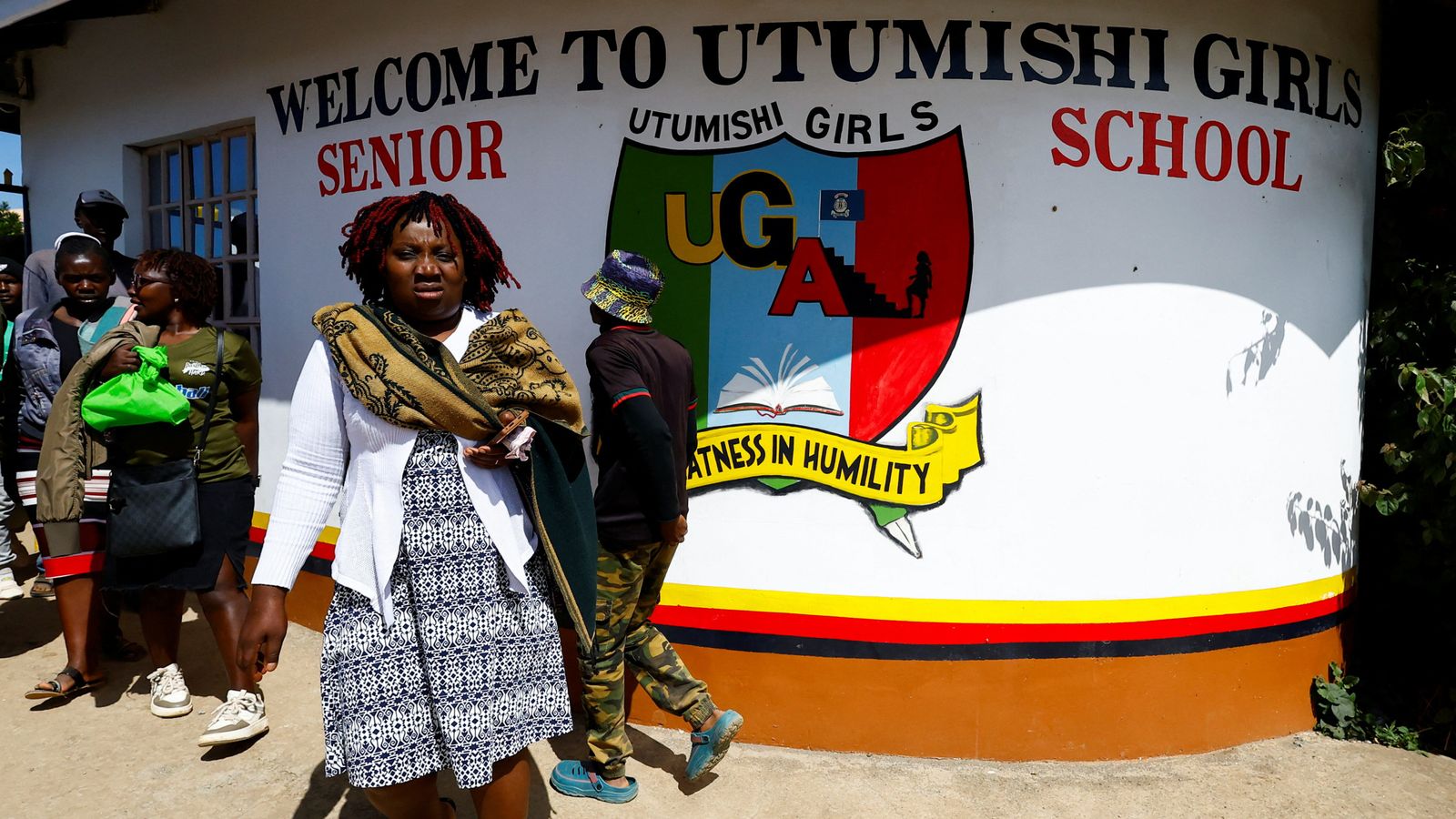 Fire at girls' boarding school in Kenya kills 16