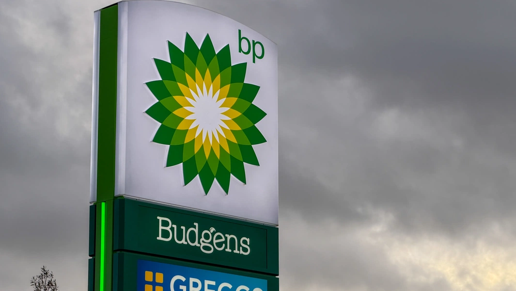 Ousted BP chair rejects conduct claims, mulls legal fight