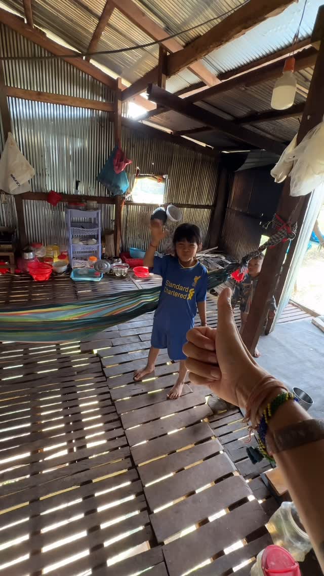A cidade flutuante esquecida do Camboja