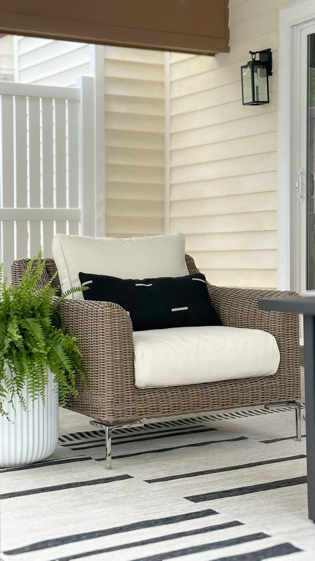 How outdoor furniture creates a cozy atmosphere