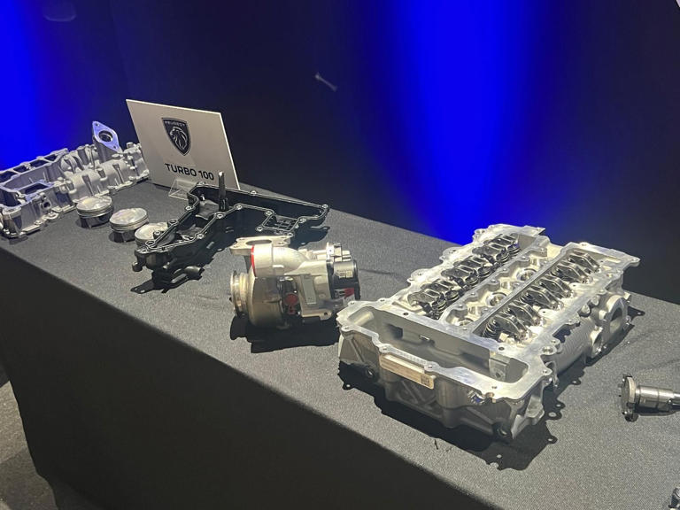 Turbo 100, un motor para hacer olvidar los PureTech