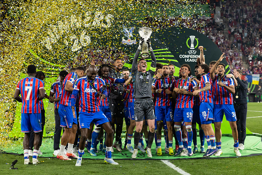 Falta o Arsenal: Inglaterra pode conquistar primeiro 'treble ...