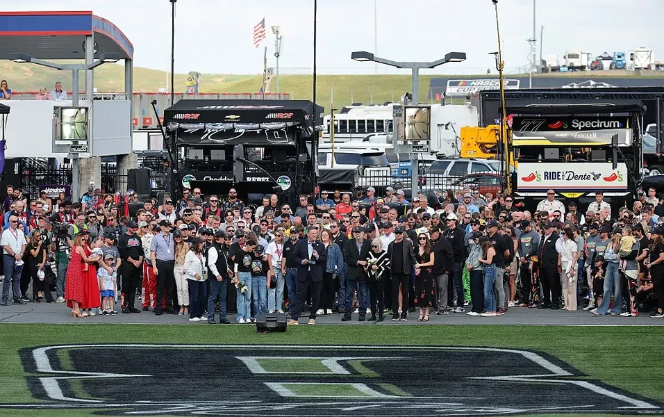 NASCAR removes Kyle Busch from Cup Series standings after death