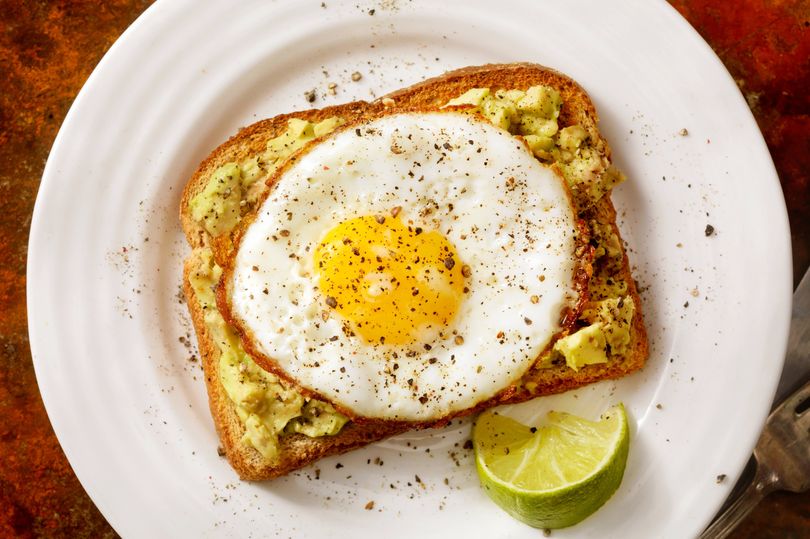 Fried eggs will be flavourful and crunchy if you add simple ingredient ...