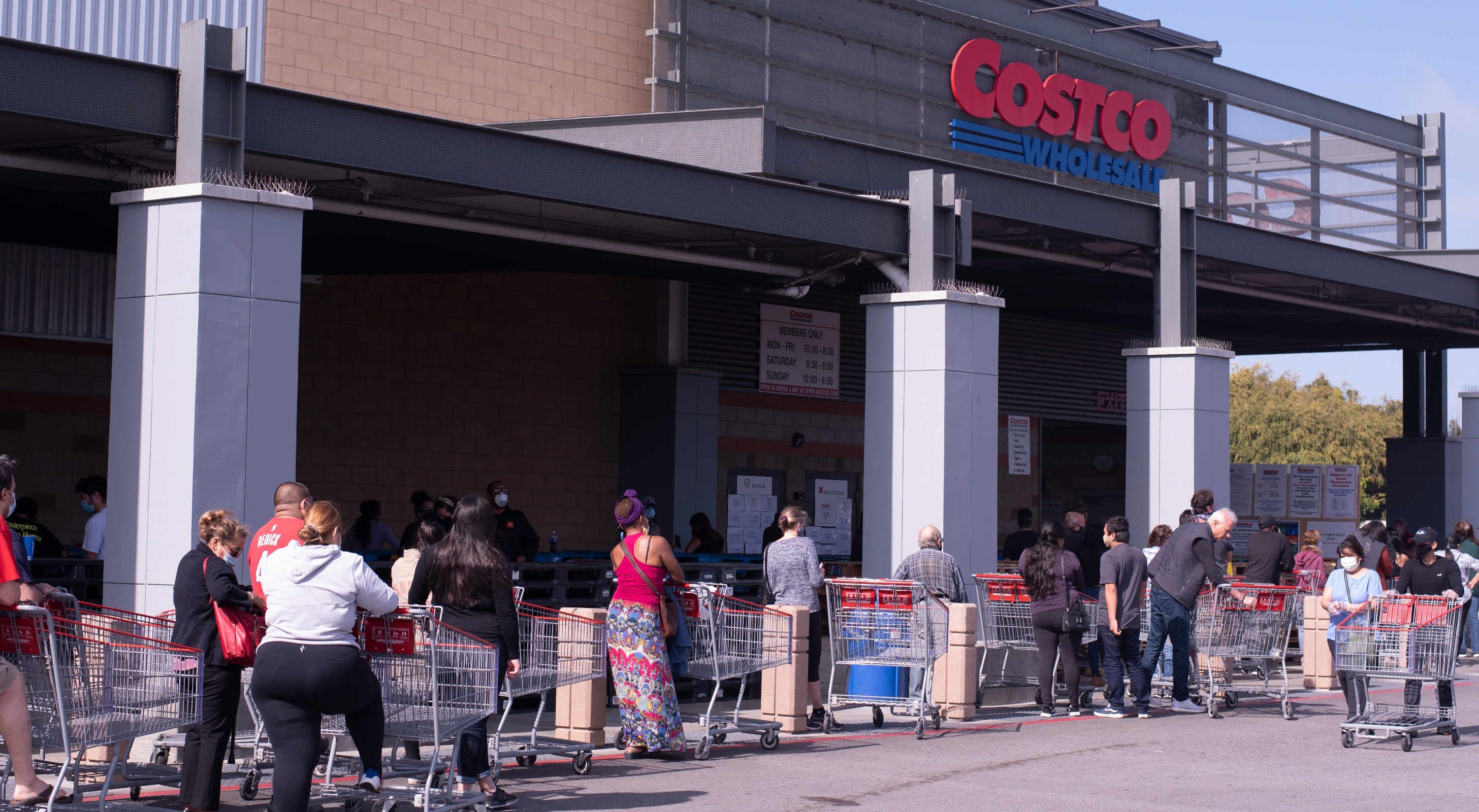 Costco feeling cramped lately? You're not alone — here's why foot ...