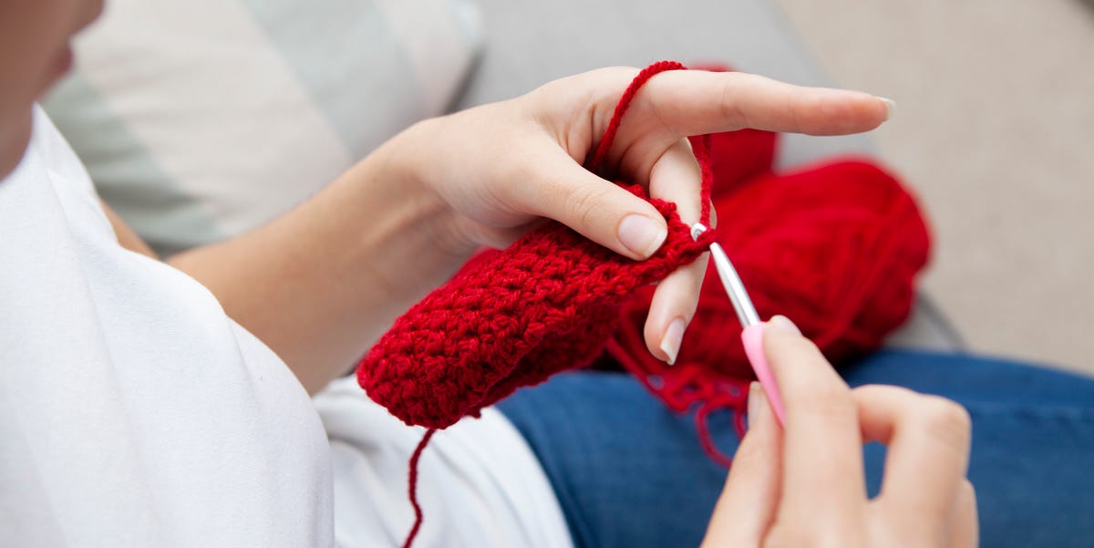 Crochet strawberry granny squares are the whimsical summer trend you’ll ...