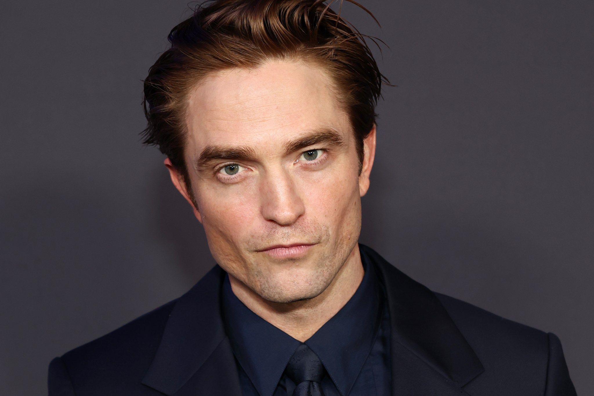 Robert Pattinson goes viral for Chris Hansen transformation