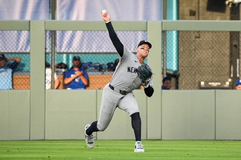 Aaron Judge throws out runner at plate in tone-setting Yankees reminder