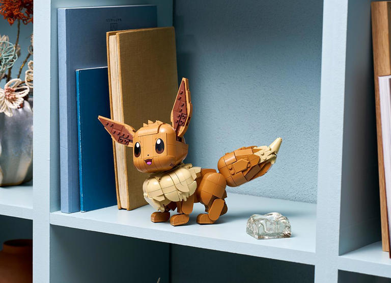 LEGO 'Pokémon' set leaks online, depicts battle between Charizard ...