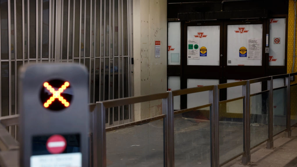Toronto to pilot steel barriers, AI at TMU station
