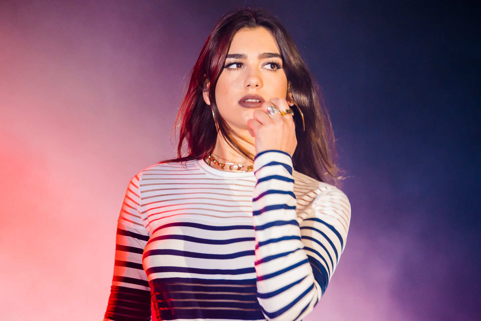 Hoe Dua Lipa uitgroeide tot een van de grootste popiconen ter wereld