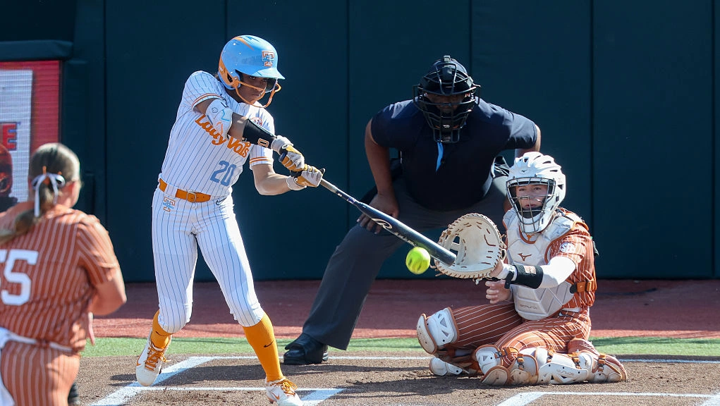 Lady Vols ride dominant pitching into Women’s College World Series