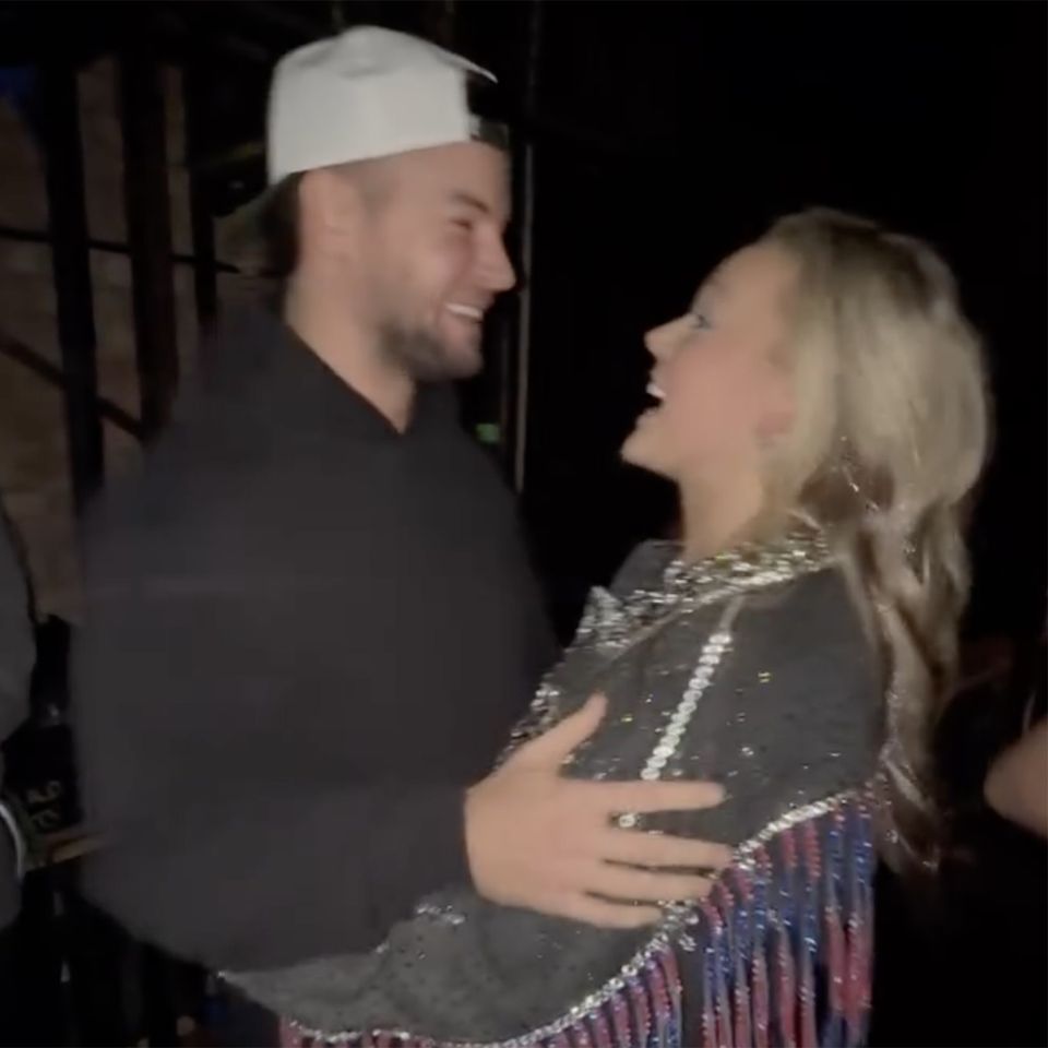 JoJo Siwa and Chris Hughes celebrate 1 year of dating after singer ...