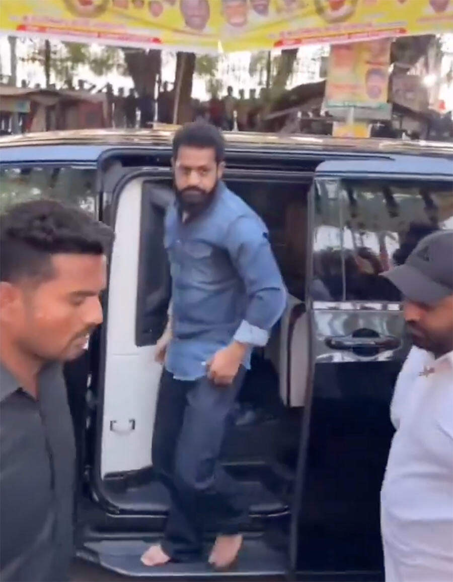 Jr NTR pays tribute to grandfather NTR on 103rd birth anniversary