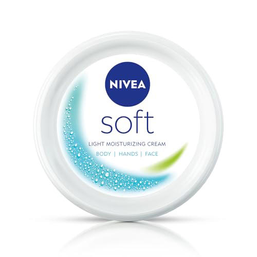 Lightweight moisturizers to keep your skin hydrated without stickiness