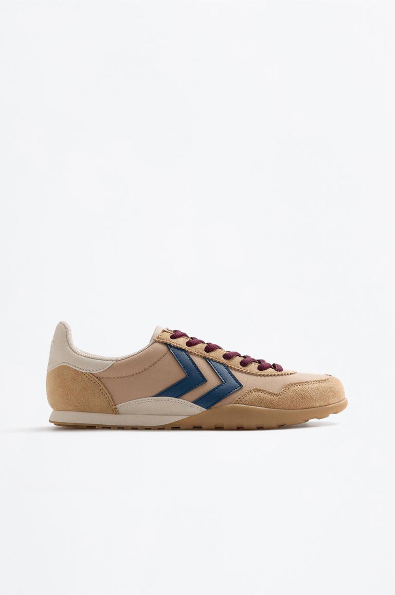 Cuestan hoy 17 euros y son las zapatillas retro de Lefties que se ...
