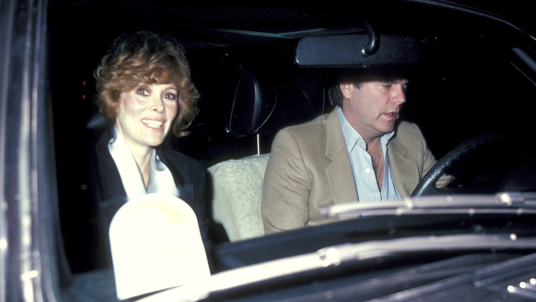 Robert Wagner marks 36 years of marriage with Jill St. John