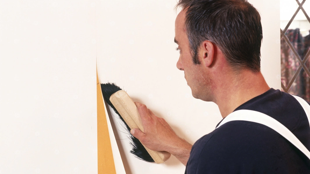 Peel-and-stick wallpaper made easy for renters