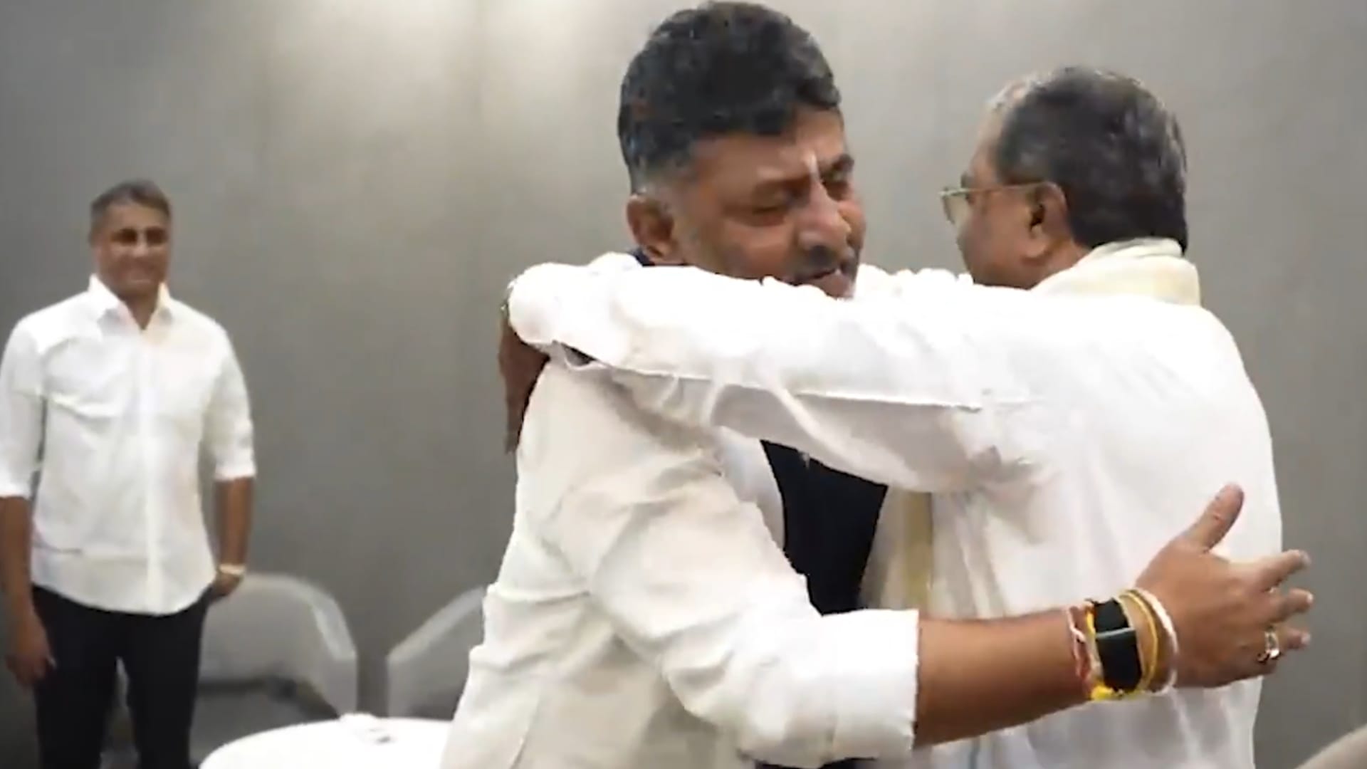Karnataka CM live: सिद्धारमैया ने दिया इस्तीफा, प्रेस कॉन्फ्रेंस में ...
