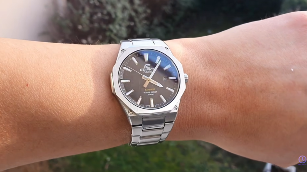 Aperçu rapide de la Casio Edifice EFR S108D avec verre saphir