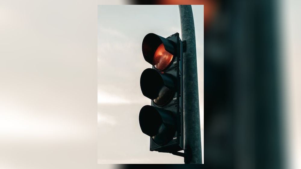 Traffic signal issues reported at busy Beavercreek intersection