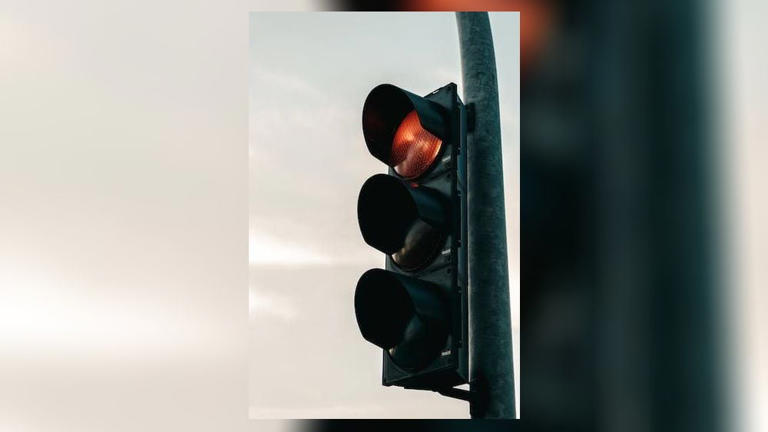 Traffic signal issues reported at busy Beavercreek intersection