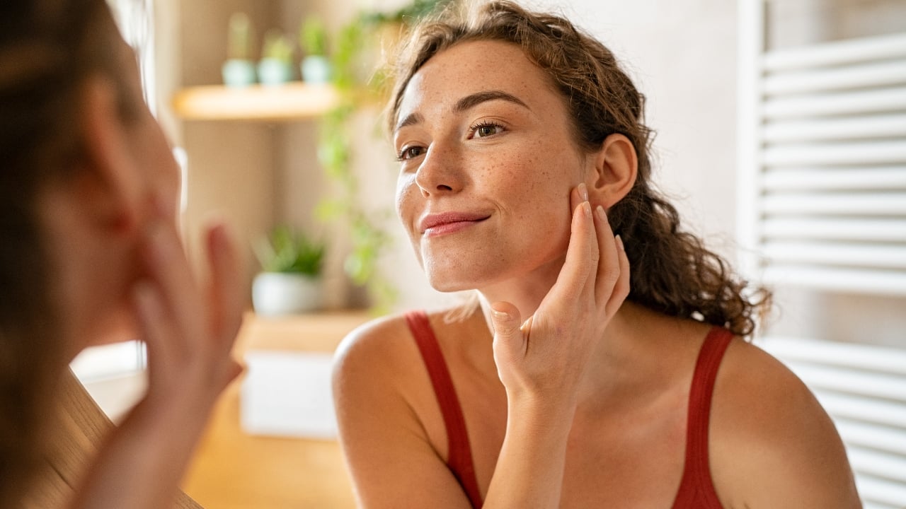 Say goodbye to puffy eyes and swollen 'pillow face' in the heat, this ...