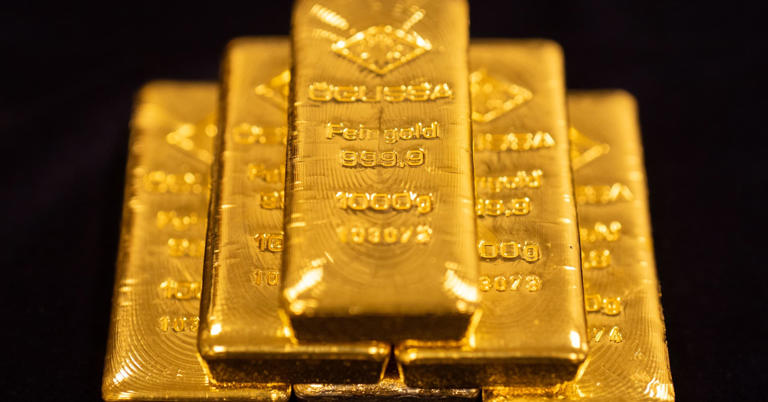Gold tumbles to two-month low as inflation hedge status fades