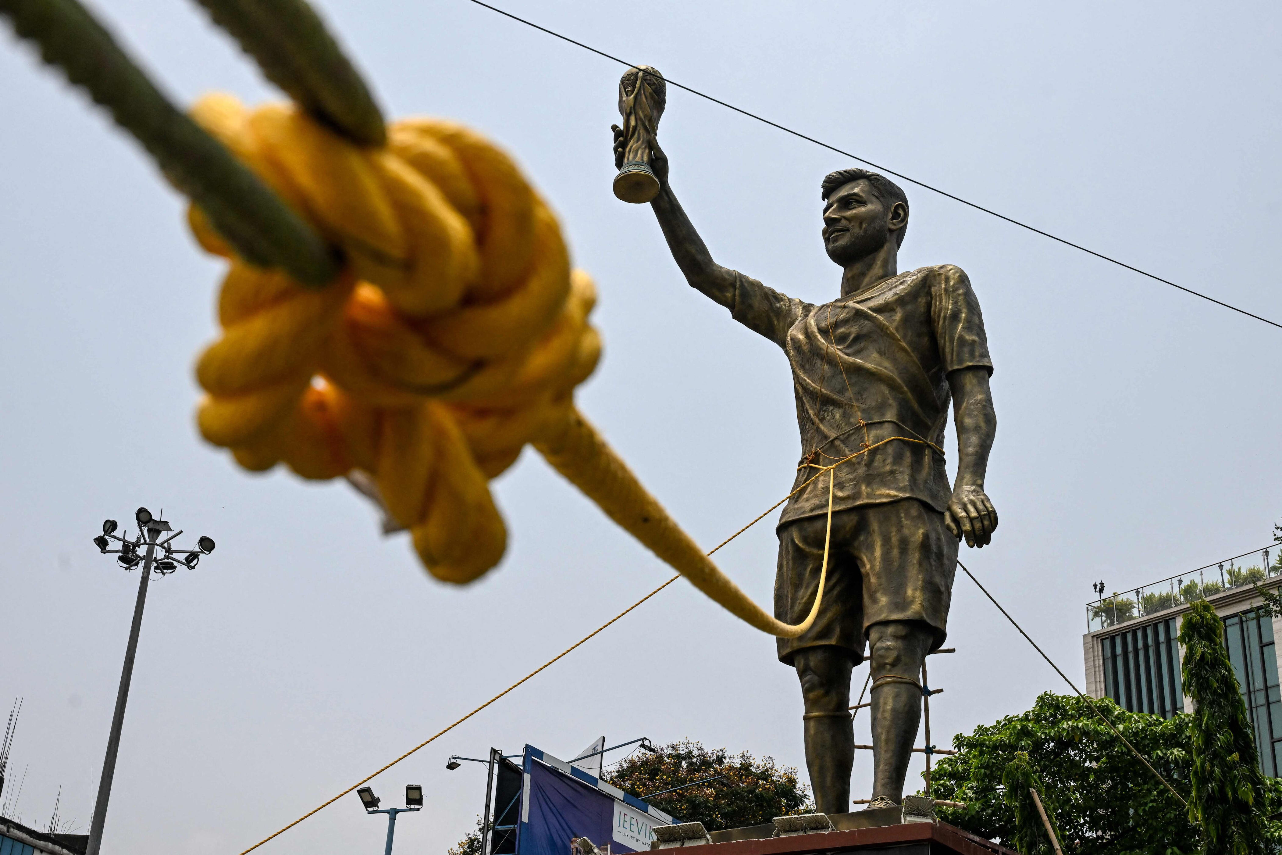 Lionel Messi statue in Kolkata tied up amid safety concerns