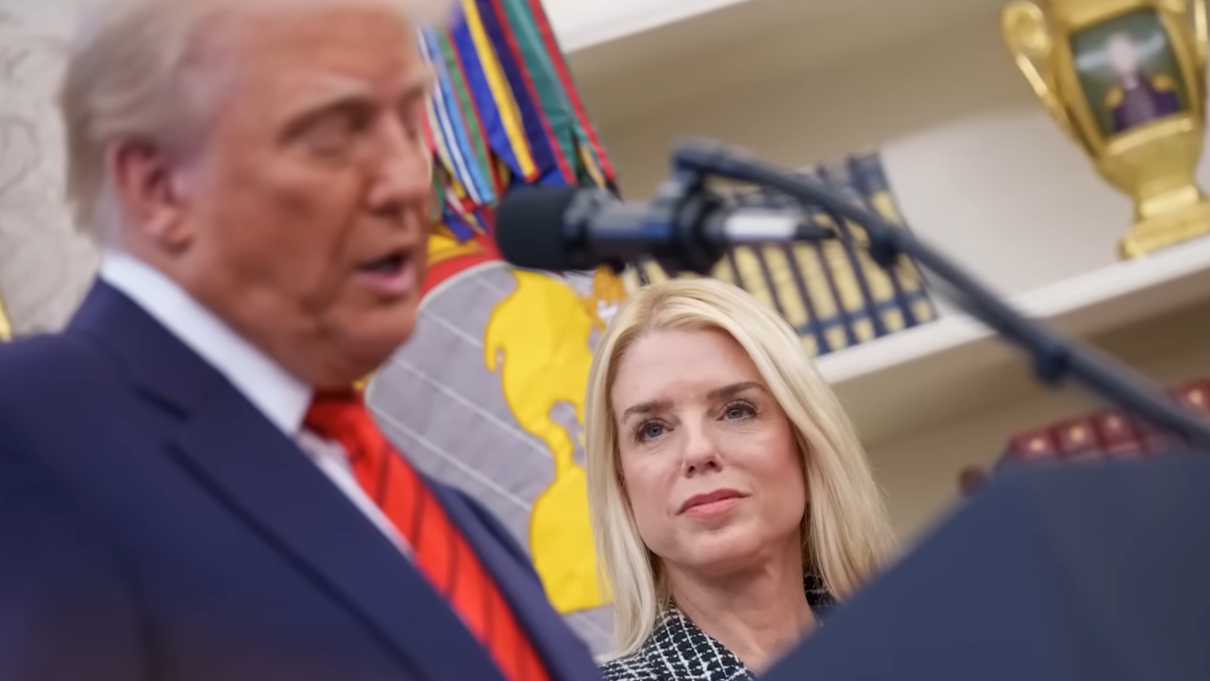 Macht, Geld und geheime Verbindungen – dieses Trump-Geschäft eskaliert ...