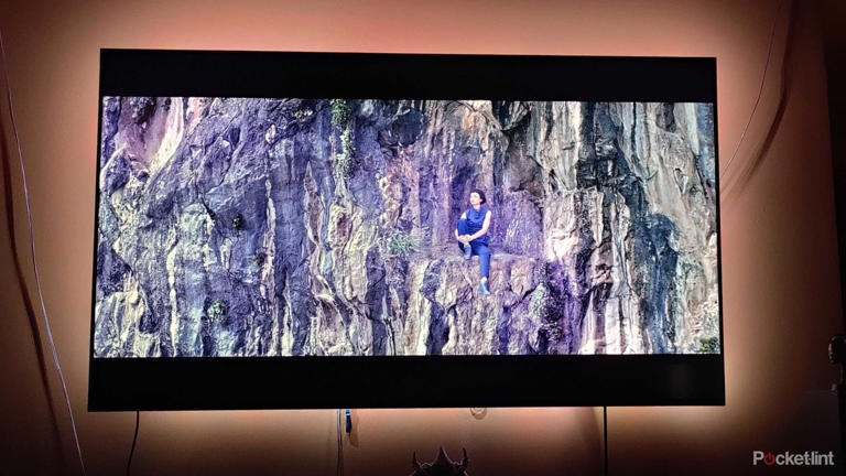 I finally used my smart TV's USB port, and I'm shocked I didn't earlier