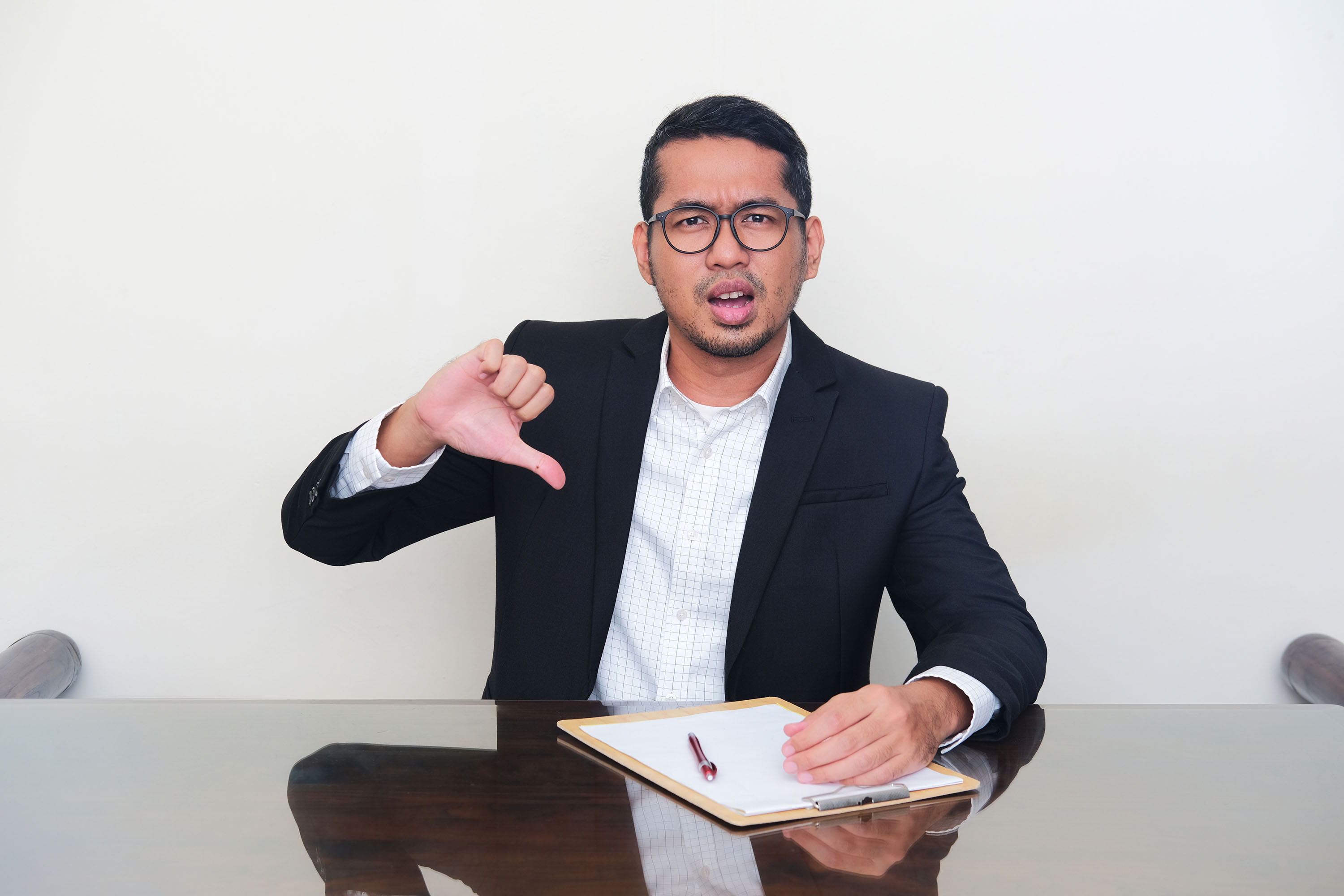 Interpersonal edge: Don’t let a poor performer spoil your team