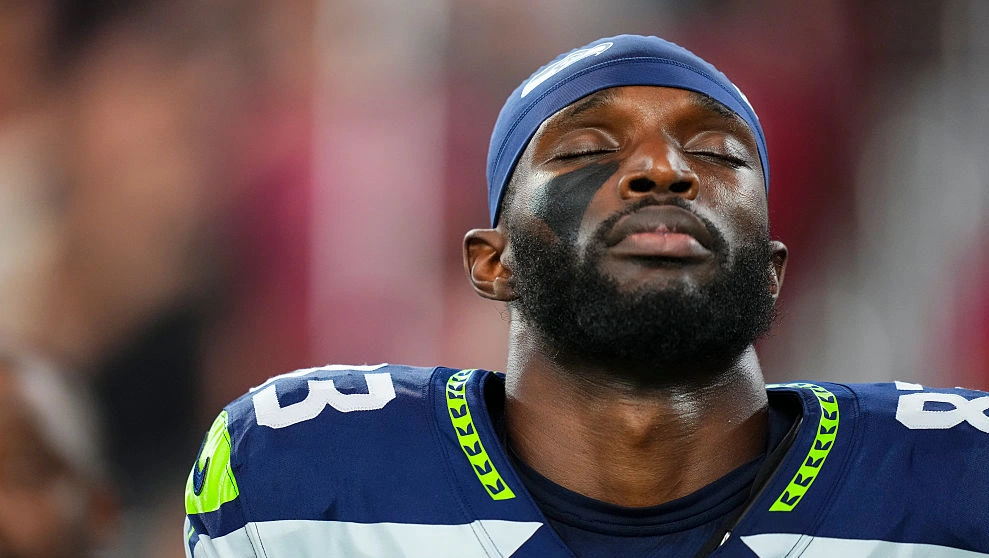 Seahawks trade for Jets' Irvin Charles to boost special teams