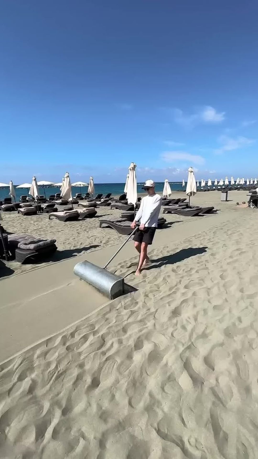 Hidden beach finds made easy with genius sifter