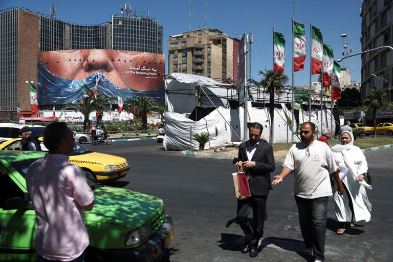 Report says Iran and US reach outline ceasefire deal after latest attacks