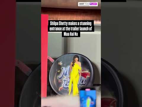 Shilpa Shetty makes a grand appearance at Maa Hai Na event
