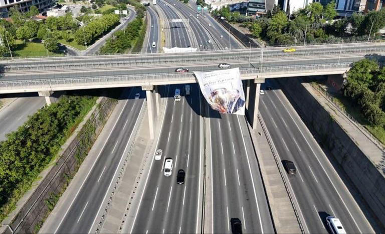 Kurban Bayramı’nda İstanbul bomboş kaldı! TEM Otoyolu ve Mahmutbey ...