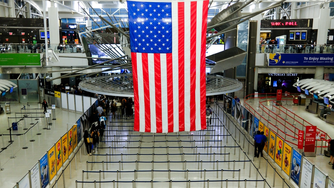 DHS weighs halting international flights to sanctuary cities