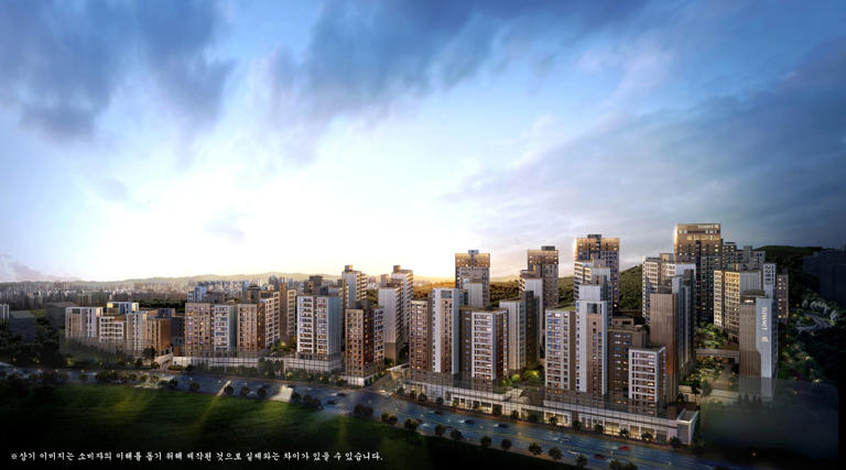 Summit the Hill draws 32.5-to-1 bids amid 3 billion won prices