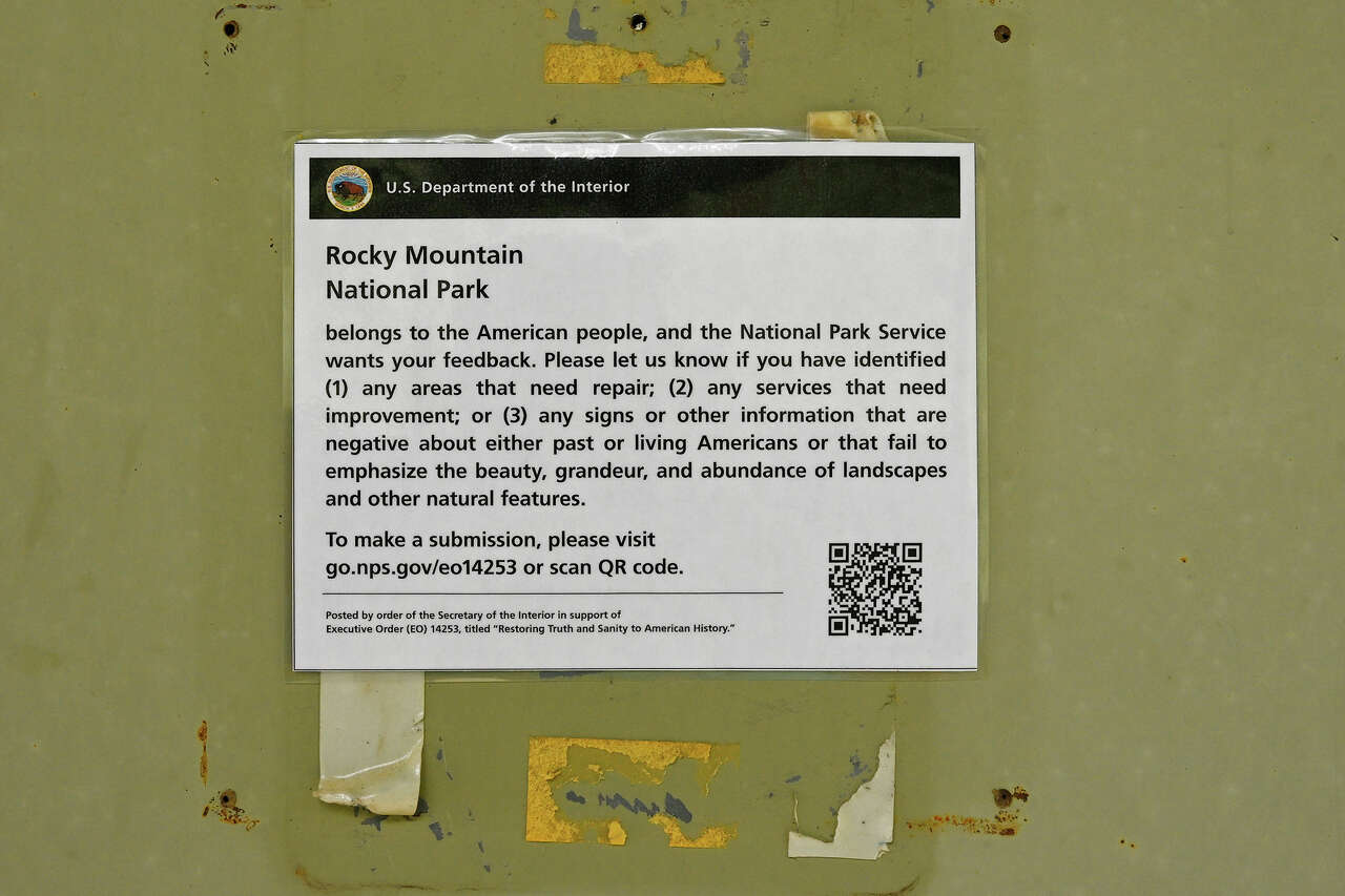 Comments from national park 'snitch signs' have been released. They're ...