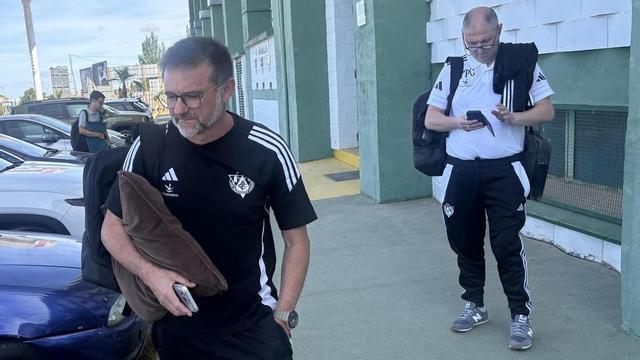 El Cacereño ultima seguir con el dúo Cobos-Bordallo