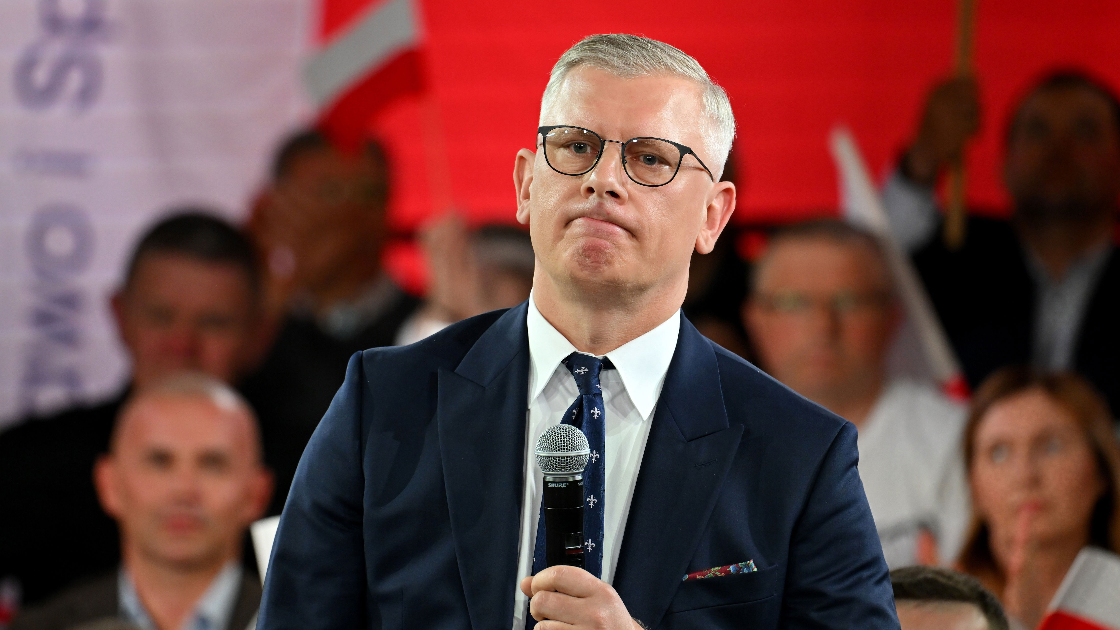 Sławomir Cenckiewicz pokazał przelew z Kancelarii Premiera. Klęska Tuska!