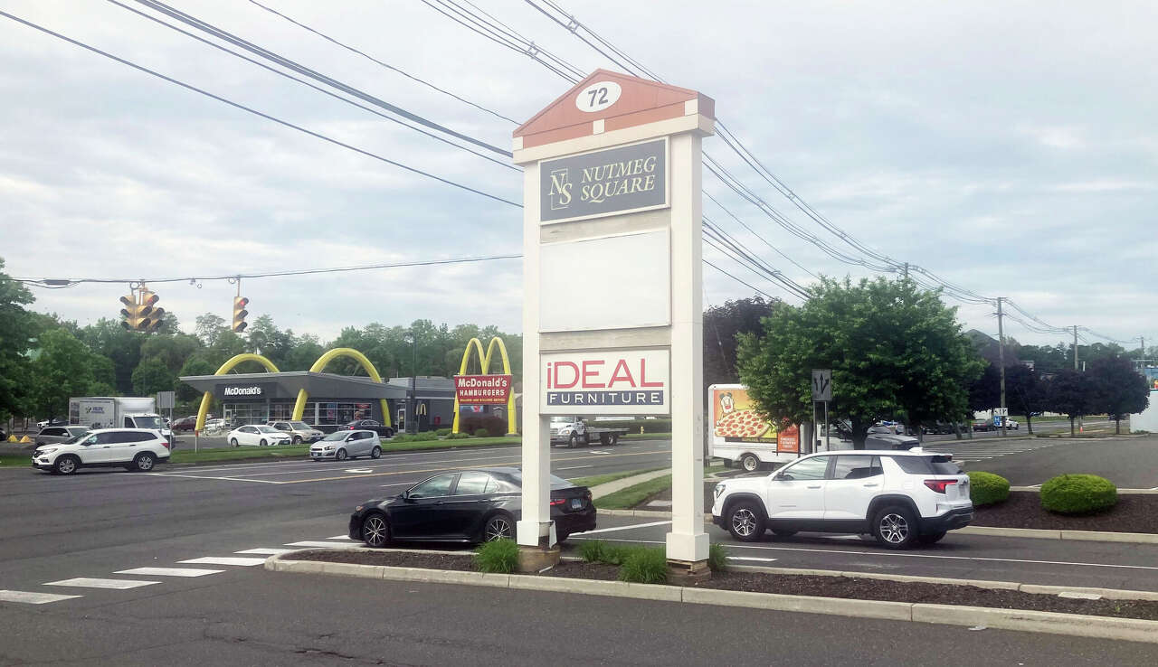 ShopRite wants OK from Danbury for electric sign it pledges will not ...