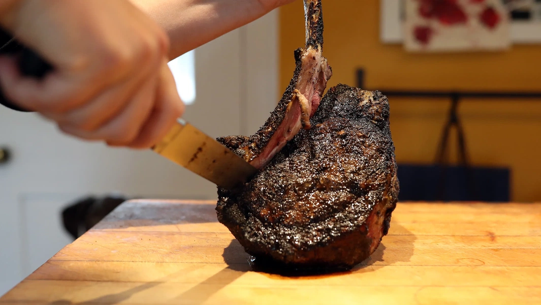 Master the art of tomahawk steak at home