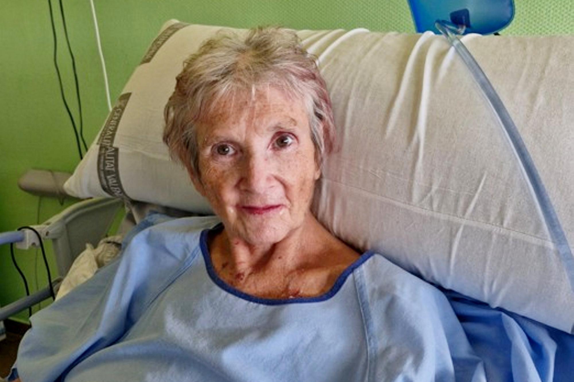 Tingling in my legs was secret sign of autoimmune disorder - I spent 10 ...