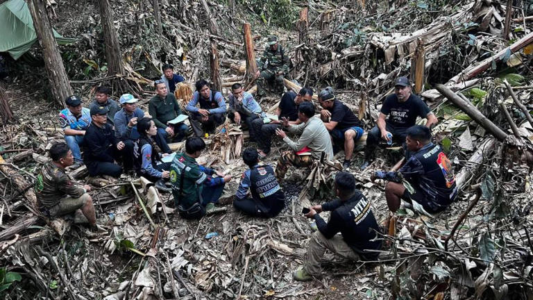 They were trapped looking for gold in a flooded cave. How were they ...