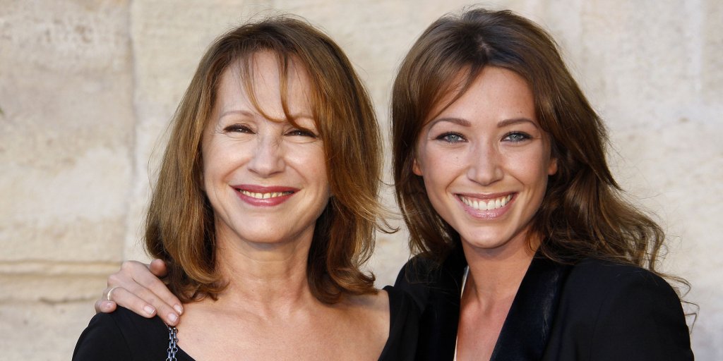 Laura Smet rend hommage à sa mère Nathalie Baye d'une étonnante manière